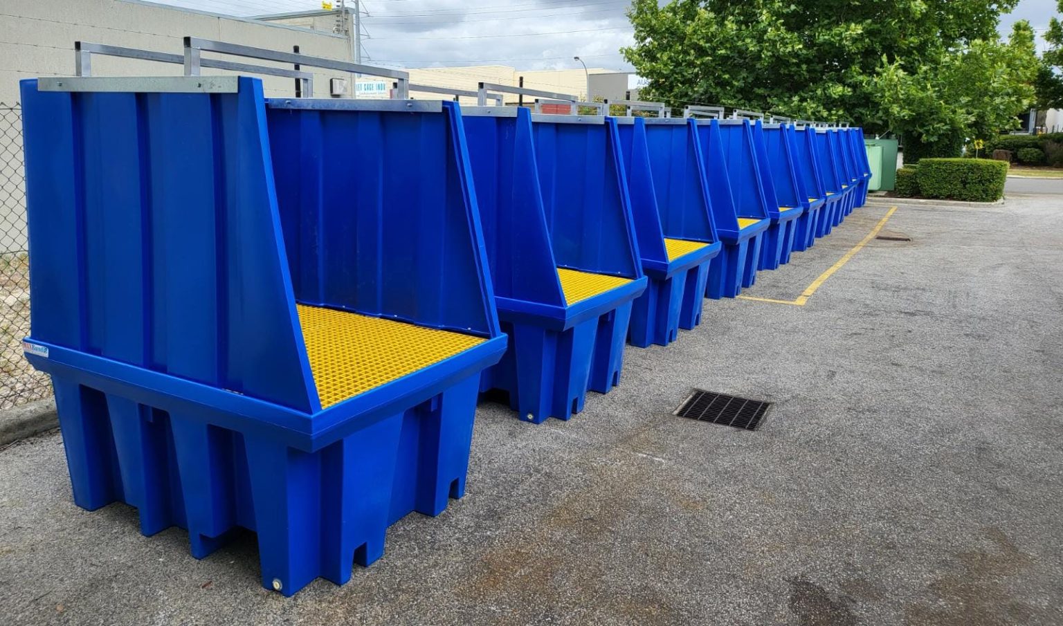 Poly IBC Bunded Pallet with Shroud - Bunds Australia